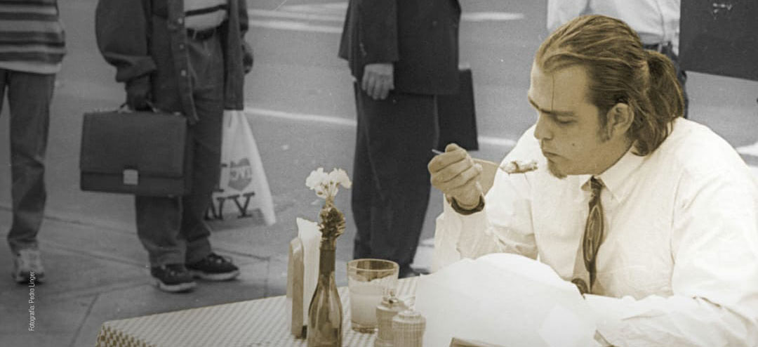 El picnic y la sobremesa. Pancho López: más de 25 años de performance ...